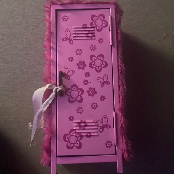 Toys | So Me Furry Locker Doll Locker For Holding Supplies | Poshmark